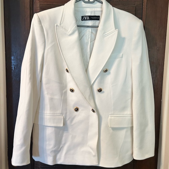 Zara | Jackets & Coats | Zara White Structured Blazer | Poshmark